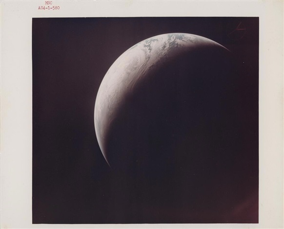 Apollo 4 The first color photograph of the whole Planet Earth by NASA ...